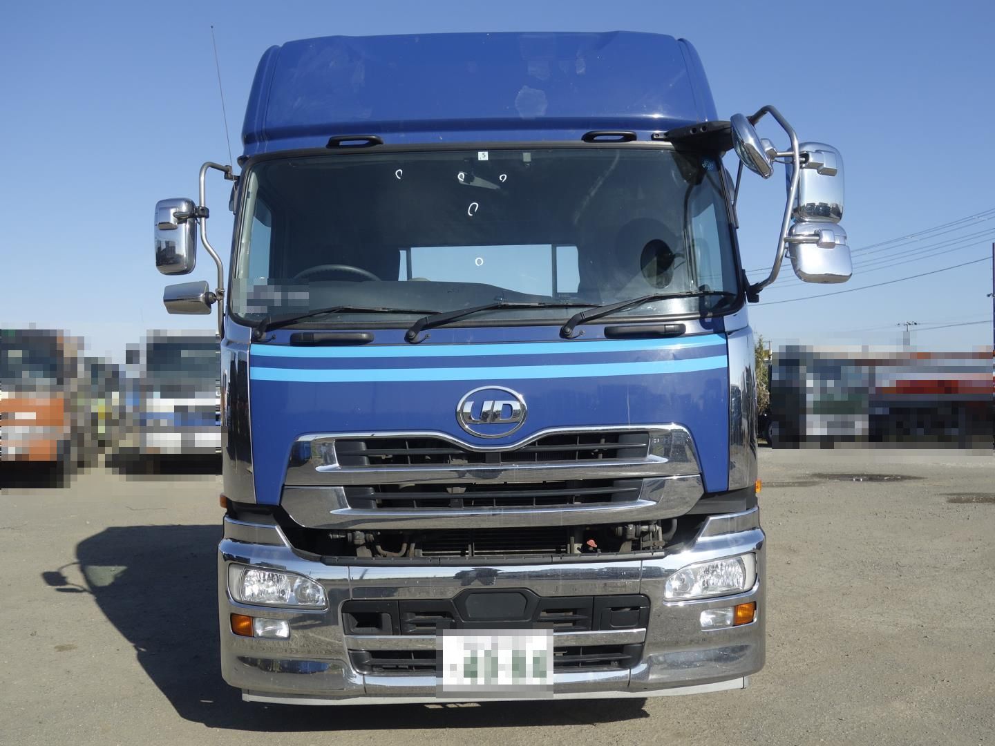 11.5 ton tractor (H28UD) – Zmc JAPAN