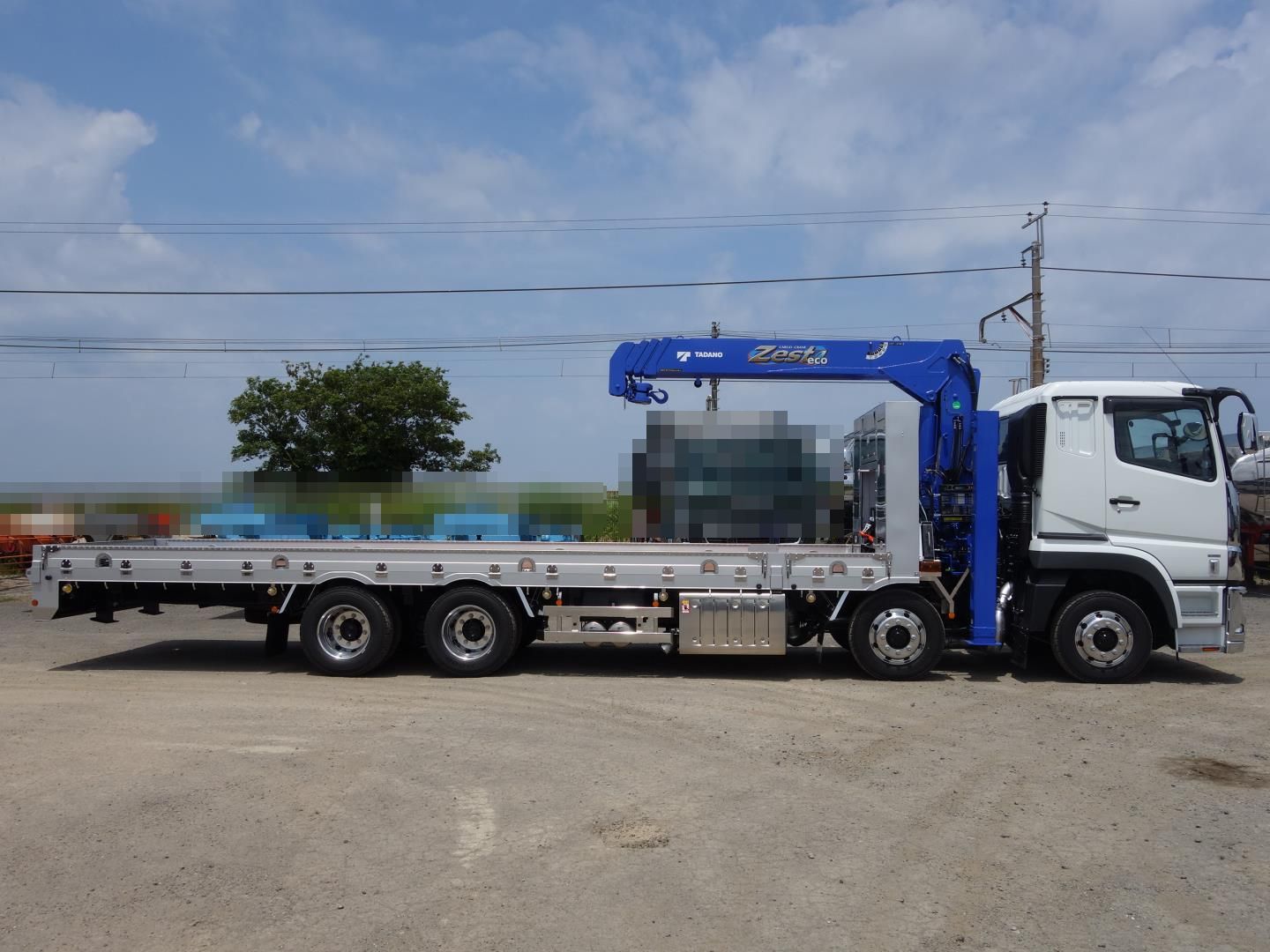 Self-owned (R2 Mitsubishi) new old vehicle with 25 ton crane – Zmc JAPAN